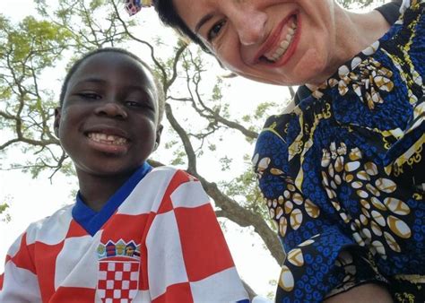 Josipa Galić Nema Kolača žarulja Ni Lampica A U Mome Srcu Ogromna Radost