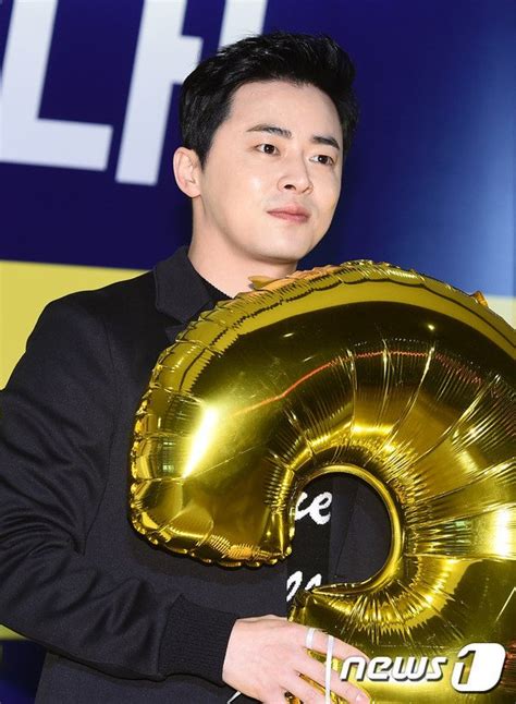 Cho Jung Seok Picture 조정석 Hancinema