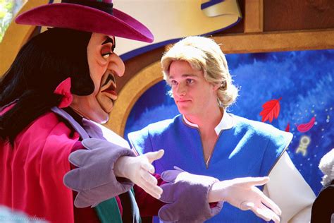 Pocahontas And John Smith Disney World