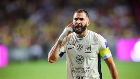 On Cam Saudi Prince Mbs Laughs And Poses With Sex Offender Jeffrey