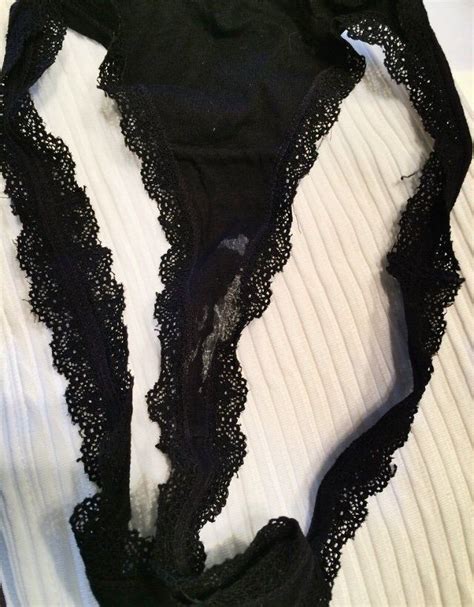 Sisters Panties Scrolller