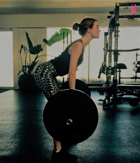 Emma Stone Diet And Fitness Tips Secrets To Getting Lean Body Like ‘la