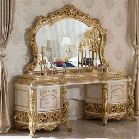 Classic Hand Carved Dressing Table With Mirror Frame At ₹ 135000piece