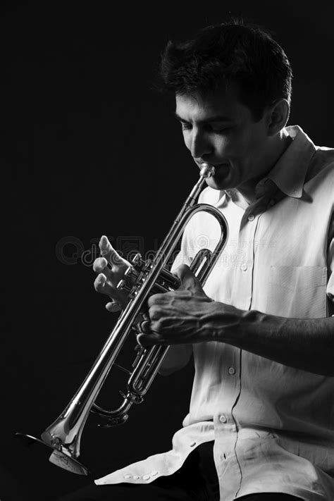 20年代免抠元素 吹小号 吹小号图片免费下载 5148784054 千图网pro