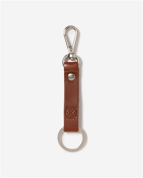 keyring stitch and hide