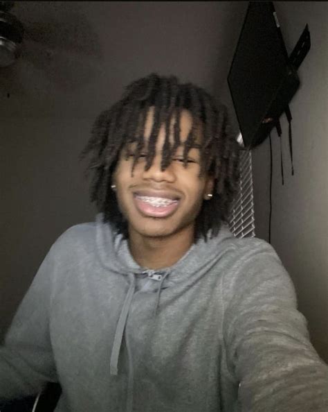 Pin By Araina Maria On Lotus Black Dreads Cute Dreads Dreadlock