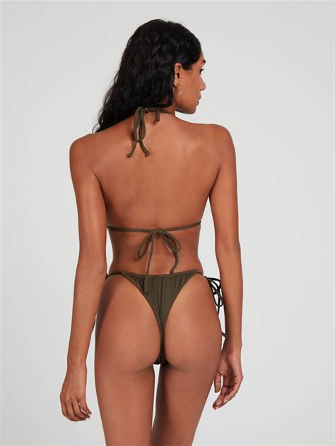 6 Hot Sexy Alysia Lemaster Bikini Pics