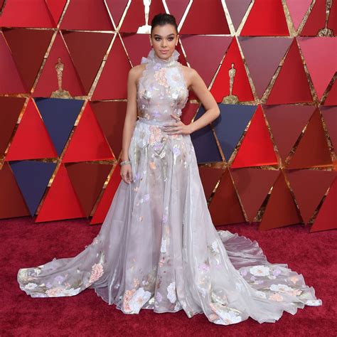 Hailee Steinfeld Oscars 2017 Online