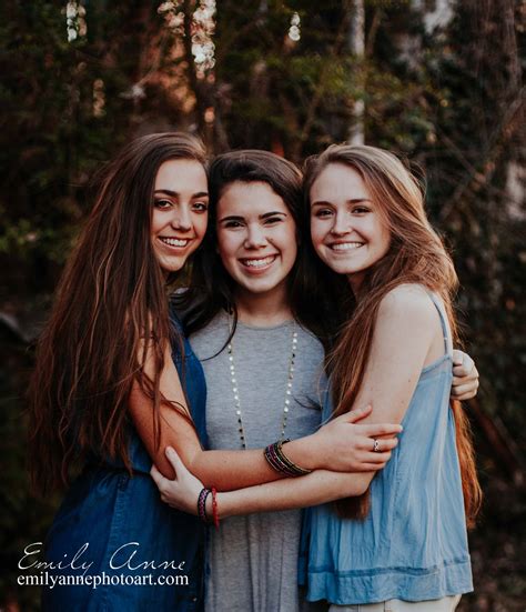 Best Friend Portraits