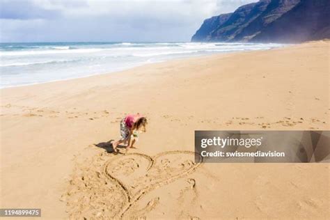 Pov Beach Drawing Photos And Premium High Res Pictures Getty Images