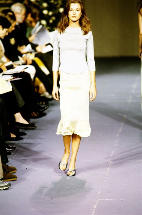 Chloé Spring 1999 Ready To Wear Collection In 2024 Fashion Fashion