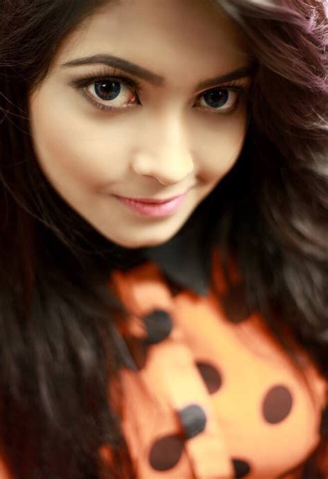 Eyes R Prettygirls