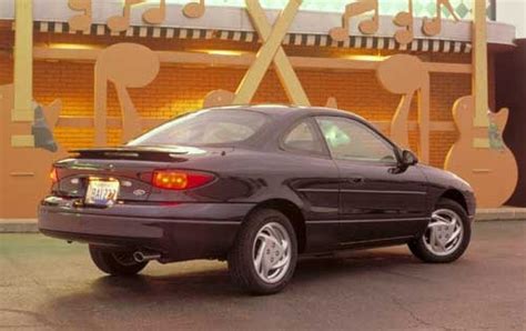 2003 Ford Zx2 Vins Configurations Msrp And Specs Autodetective