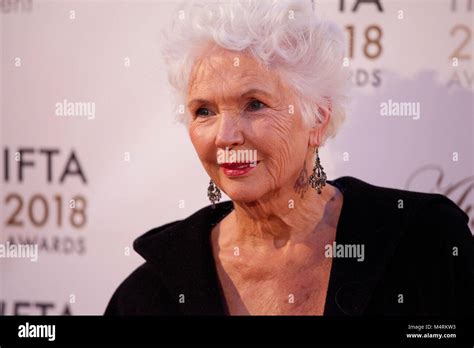 Fionnula Flanagan