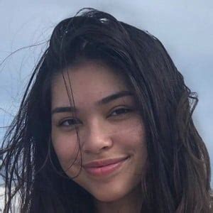 Aishah Sofey Âge Famille Biographie Famous Birthdays