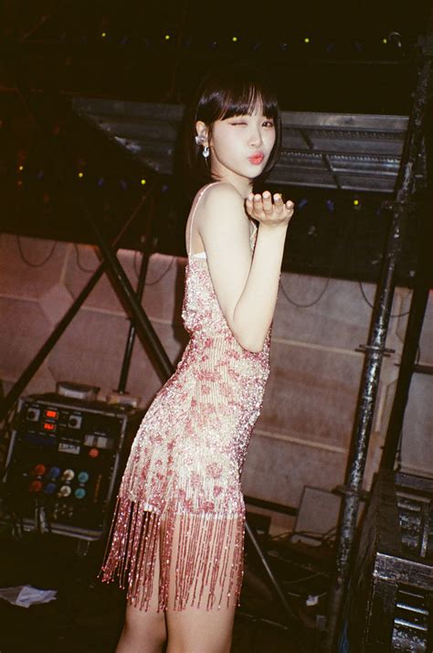 Le Sserafim Sakura And Chaewon R Kpopfap