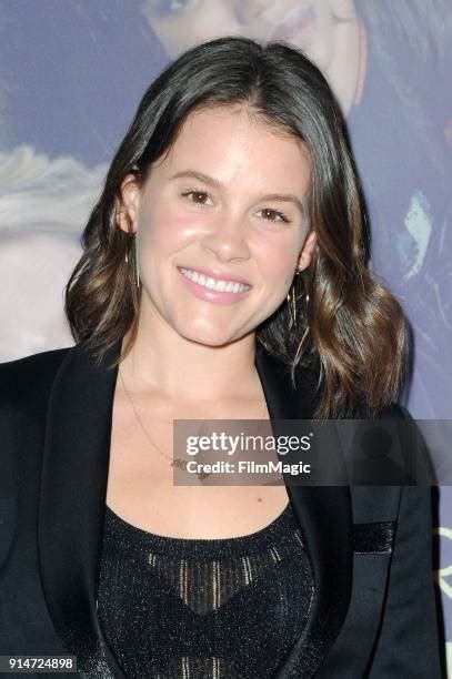 Sosie Bacon Photos And Premium High Res Pictures Getty Images