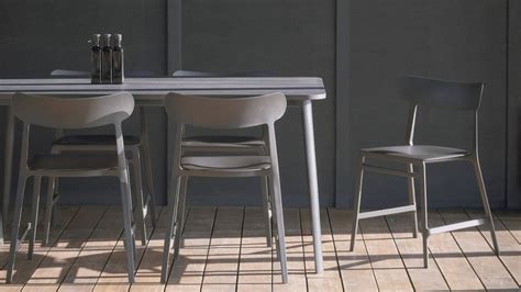 Dine Table By Formway For Noho Dezeen Showroom