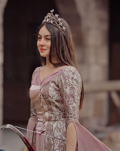 Pin Di Cemosum Fan Edit Su Leya M Favori
