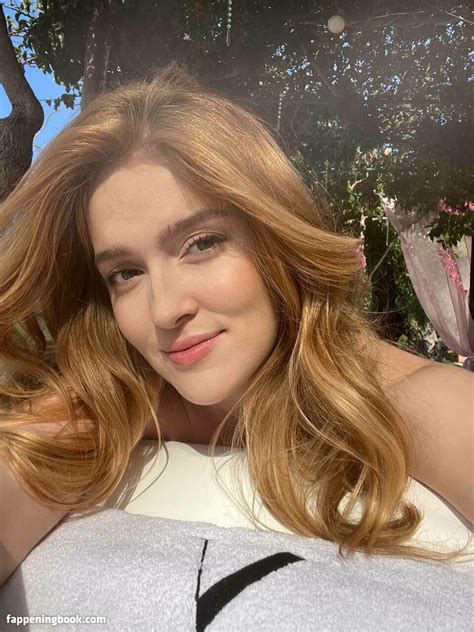 Jia Lissa Jia Lissa Jialissaonly Nude Onlyfans Leaks Fappening Fappeningbook