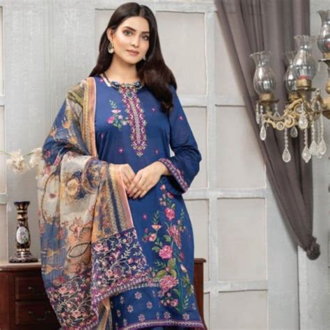 Eshaal Collection Added A New Photo Eshaal Collection