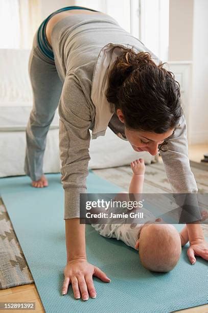New Mum Exercise Photos And Premium High Res Pictures Getty Images