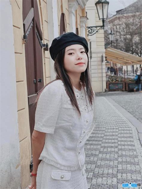 Tik Toker Nguyễn Thy Vân