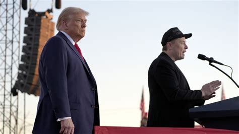 Trump Campaign Connected With Elon Musks X Before It Blocked Links To