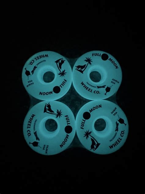 Glow Skateboard Wheels Built To Outlast The Hype Beagle Bearings