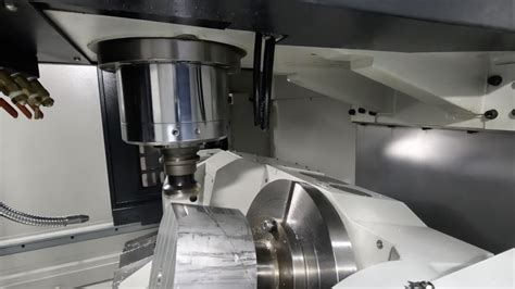 Cutting Titanium With 1 Micron Accuracy Over 3 Metres Believe It