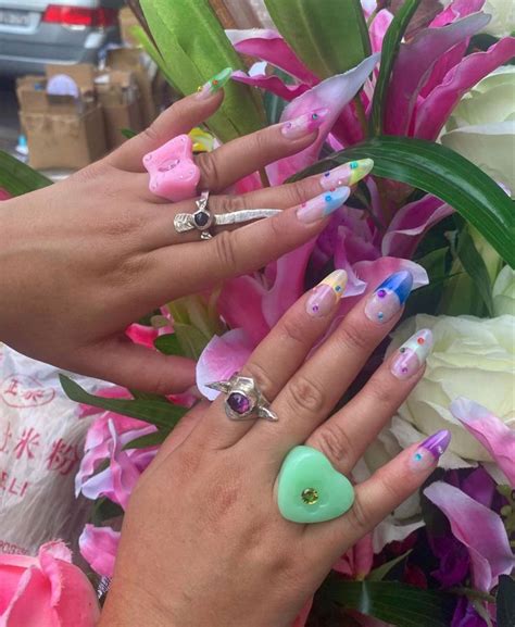 ☻︎ 𝐀𝐥𝐚𝐧𝐚 𝐎𝐇𝐞𝐫𝐥𝐢𝐡𝐲 ☹︎ On Instagram Andy Cheeks Sandyliang Deandicriscio” Engagement Rings