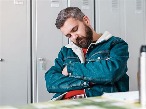 What To Know About Hypersomnia En