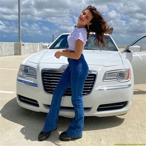 Jenny Popach Roselie Arritola Me Encanta La Personalidad De Esta