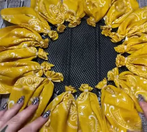 Bandana Wreath Tutorial At Frank Keith Blog