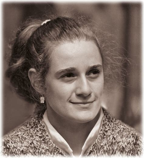 Maria Cellas Instagram Twitter And Facebook On Idcrawl