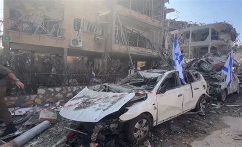 Irã Dispara Mísseis Contra Israel Em Resposta A Bombardeio Maciço