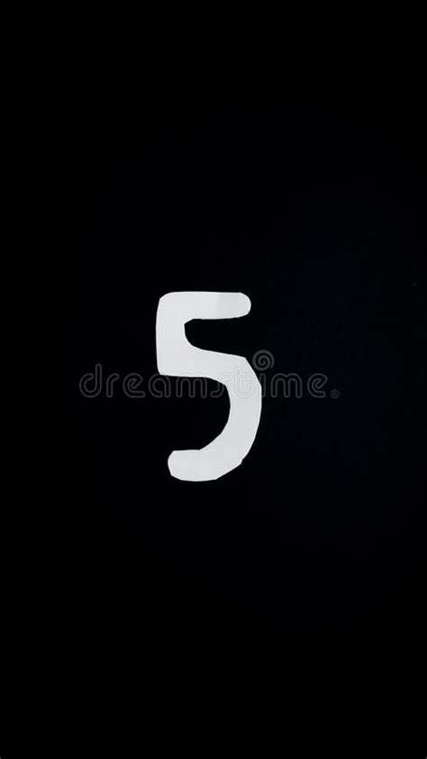 Number Five 5 Wallpaper Black And White Photo