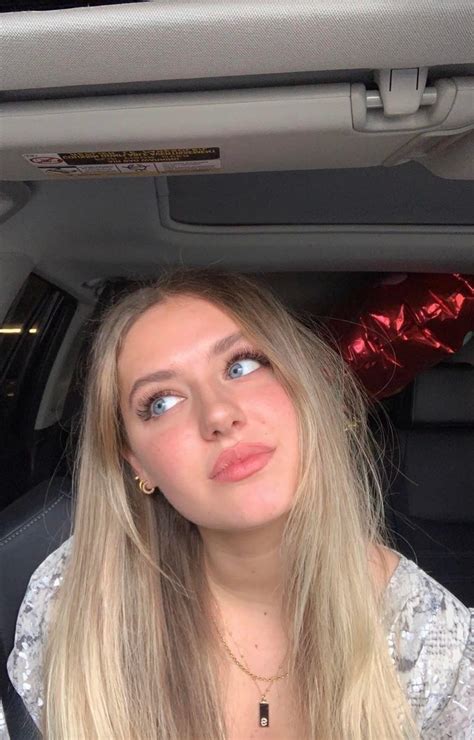 Cute Iktr Rhotgirlnextdoor