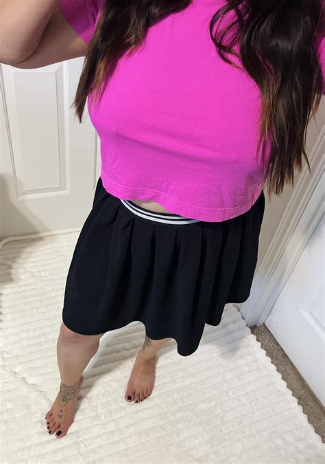 💗🖤 R Dressedhot