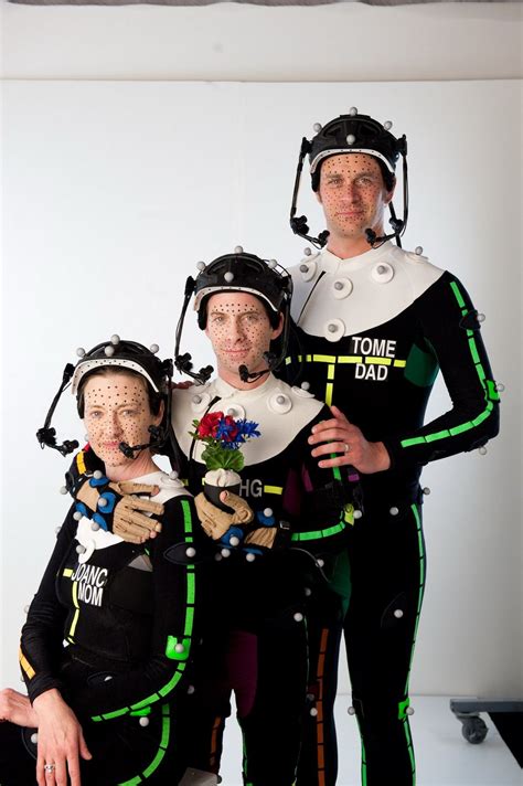 Mars Needs Moms Cast