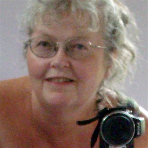 Aidronmu4d Kphyhhquqs5exmiw1cbmnq6bzm0nmbm3qwb5ies900 C K C0x00ffffff No Rj