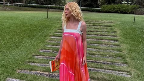 De Plissado A Boho Chic 7 Looks Fashion Da Marina Ruy Barbosa Elas
