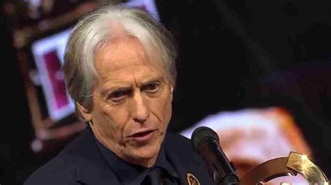 تمت على حسابه استعراض إنجازات الهلال أمام أعين رونالدو فيديو إرم نيوز