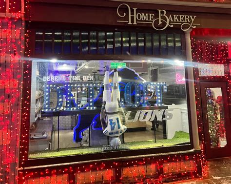 Amon Ra St Brown To Give Away Tickets Visit Rochester Bakery That Made Headstand Cake Yahoo