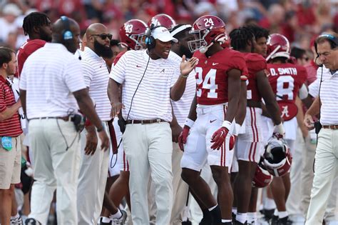 Alabama Wr Coach Holmon Wiggins Leaving For Texas Aandm Per Reports
