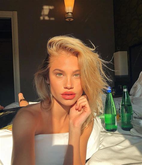 Meredith Mickelson On Instagram “morning Milan🇮🇹” Meredith Mickelson Fit Girl Motivation