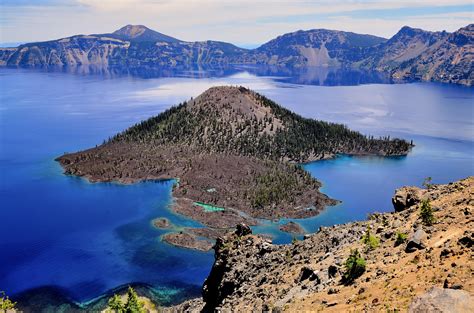 Wizard Island Crater Lake National Park [oc] [4928x3264] R Earthporn