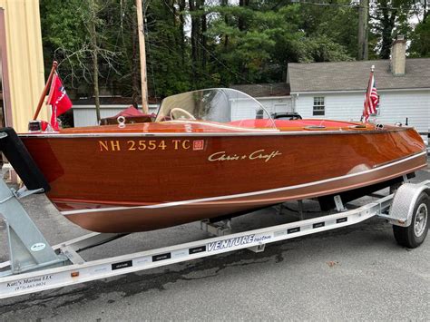 1958 17 Chris Craft Custom Runabout