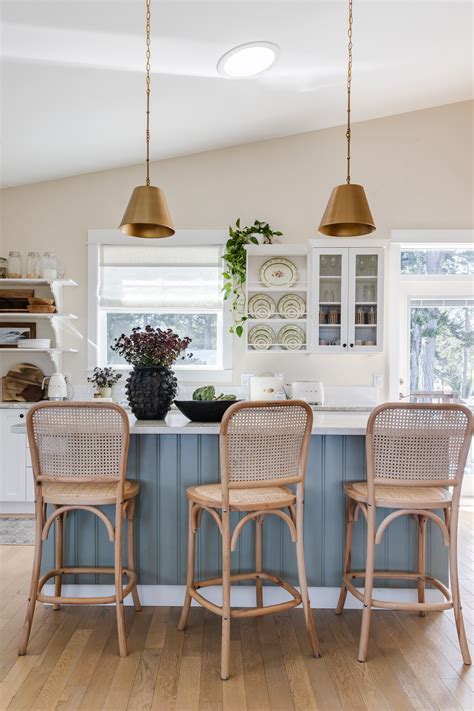 Designing Battle On The Beach Kitchens Tips For Creating Coastal