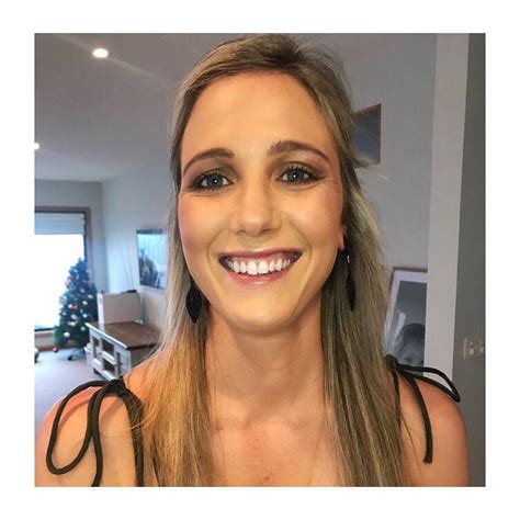 Aimee Glover Makeup Artist Aimee Glover Makeup Artist